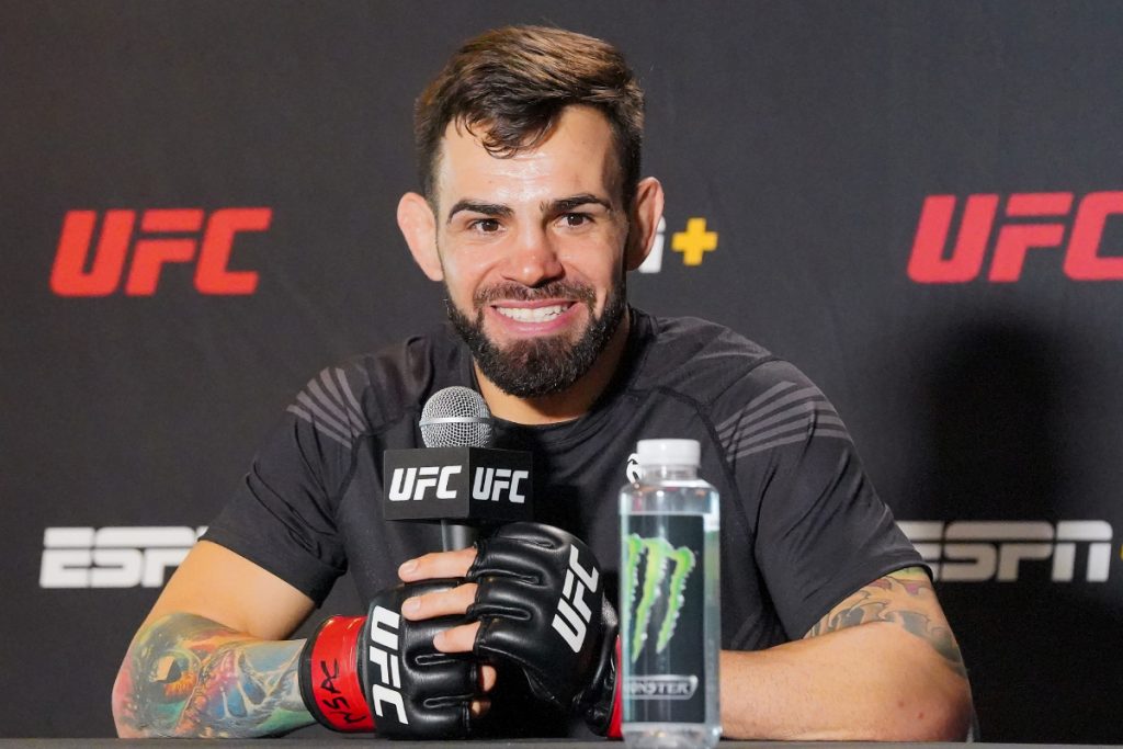 Bruno 'Bulldog' celebra su regreso en la UFC y planea mantener su ...