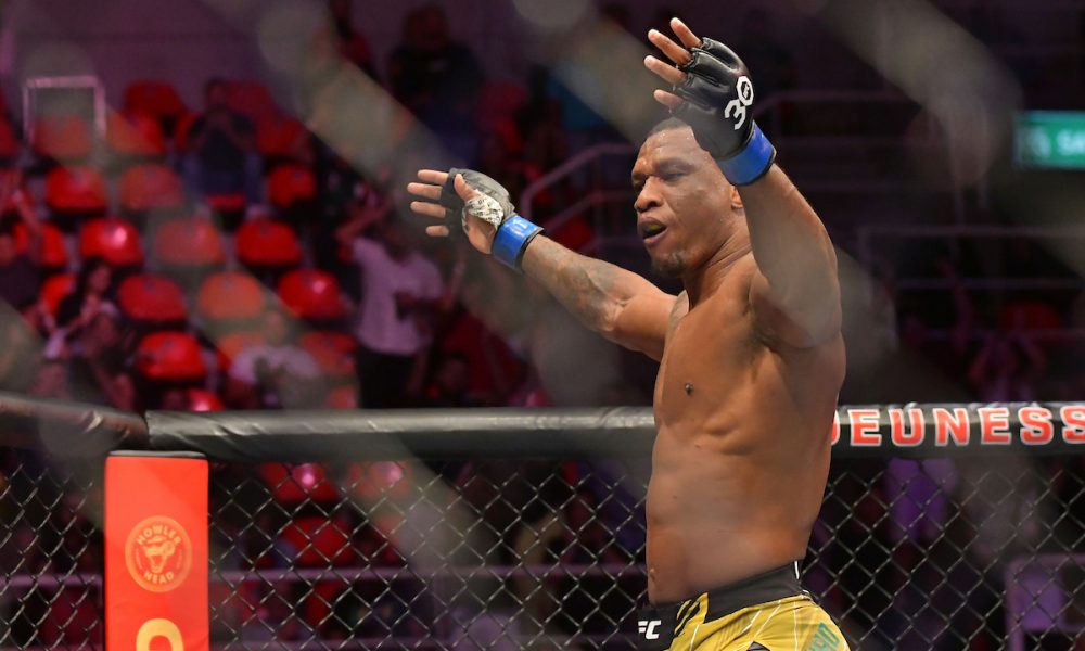 Jailton Almeida noqueó a Abdurakhimov y sumó su cuarto triunfo al hilo ...