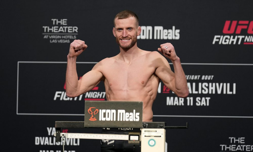 Davey Grant venció a Raphael Assunção con una impresionante sumisión en ...