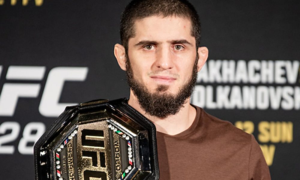 Islam Makhachev recuerda la "retirada" de Charles Oliveira y proyecta ...