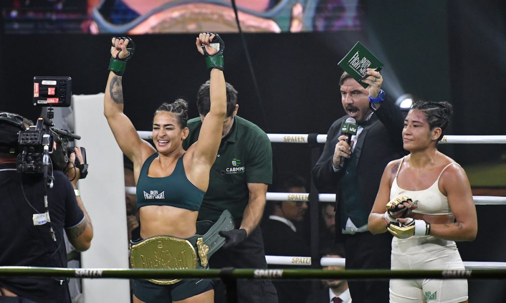 Bia Mesquita somete a Jojo Ramos en primer asalto en su debut en MMA