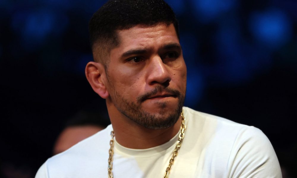 Alex Pereira aparece como perdedor en posibles próximas peleas de UFC