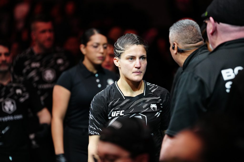 Loopy Godínez domina a Polastri y saborea el triunfo en UFC México - Ag ...